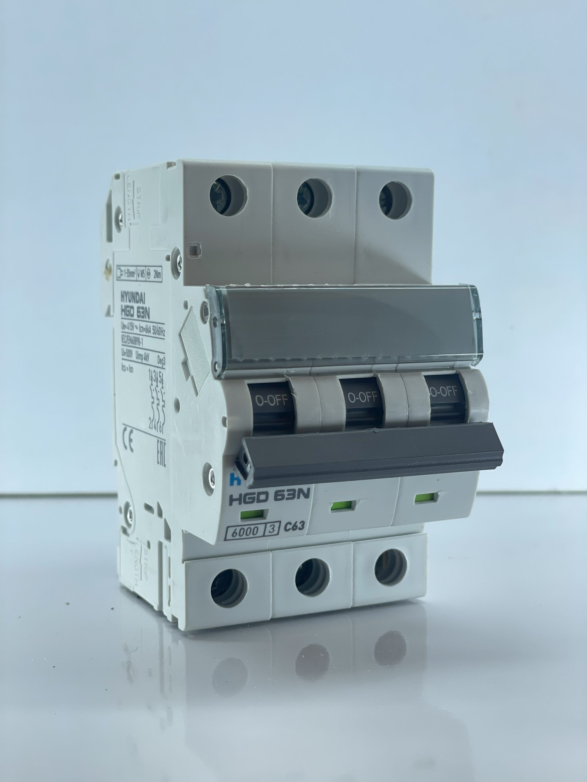 فیوز سه فاز 25 آمپر هیوندا – لاوان الکتریک